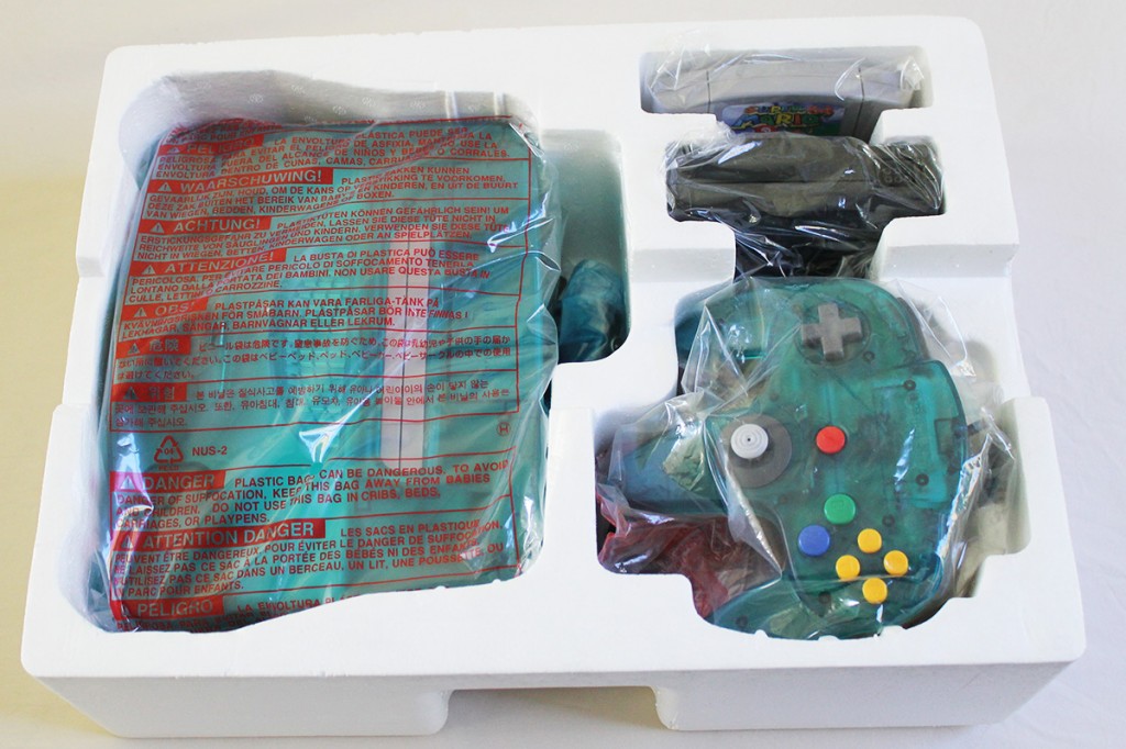Nintendo 64 Clear Blue | Vintage Consoles