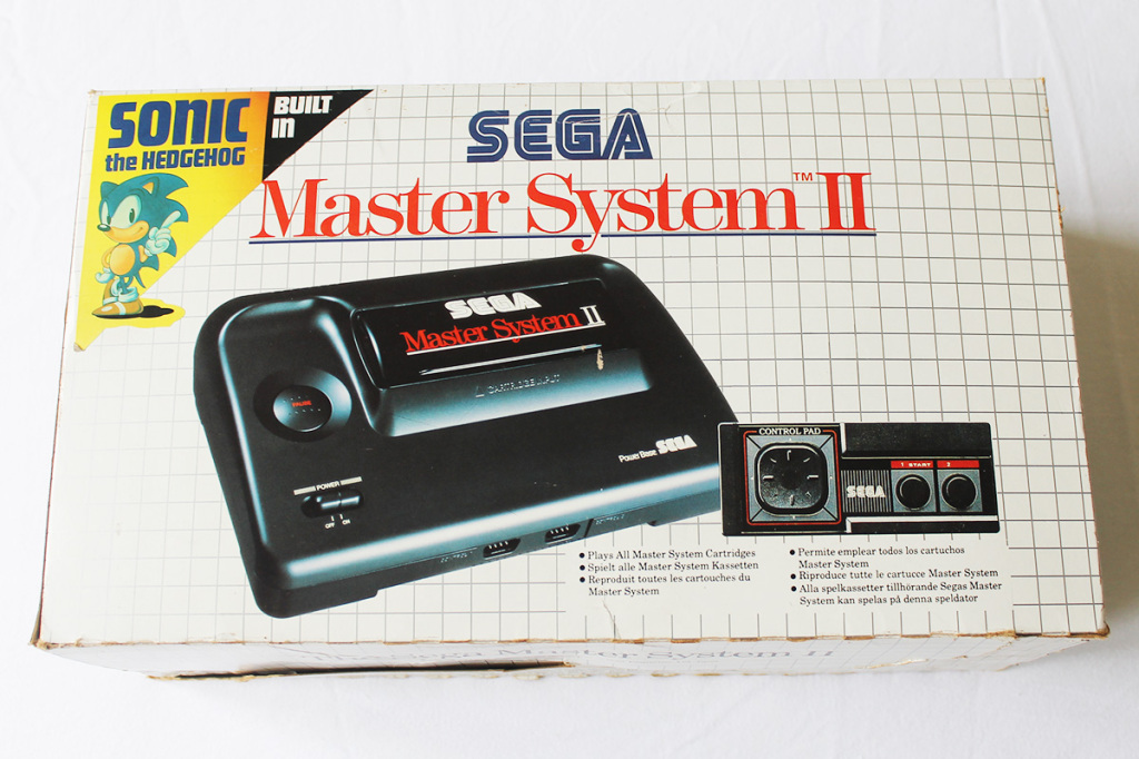 Sega Master System II (Sonic) | Vintage Consoles